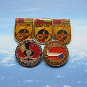 Vintage Space Pins, Cosmos Exploration, Space Badge, Space Collectible ...