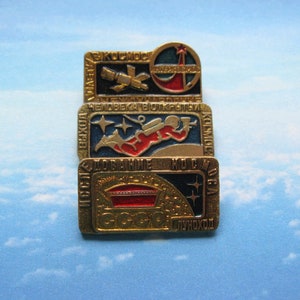 Vintage Space Pins, Moon Exploration, Satellites and Rockets, Space ...