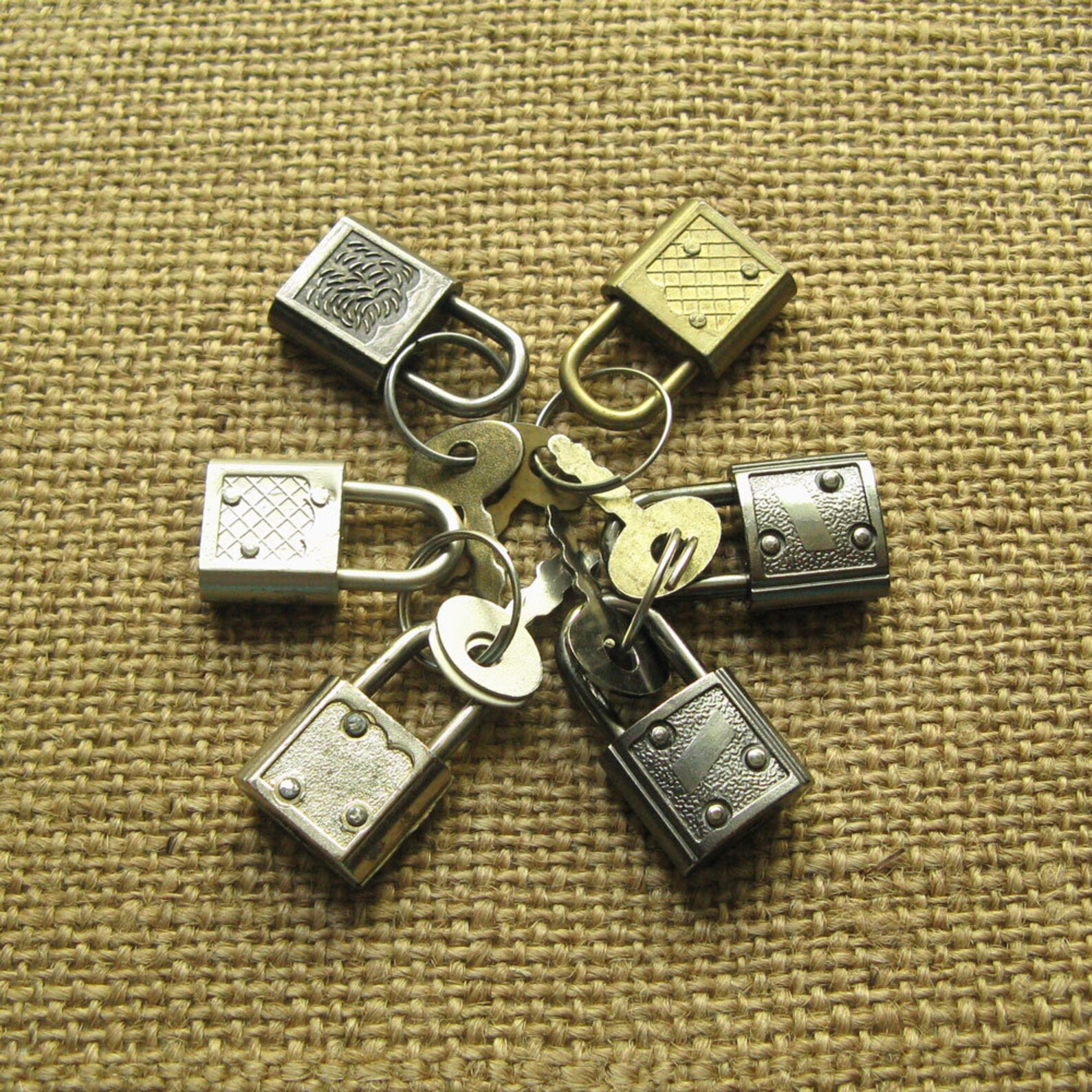 6 Small Antique Padlocks Wedding Lock Love Lock and Key | Etsy