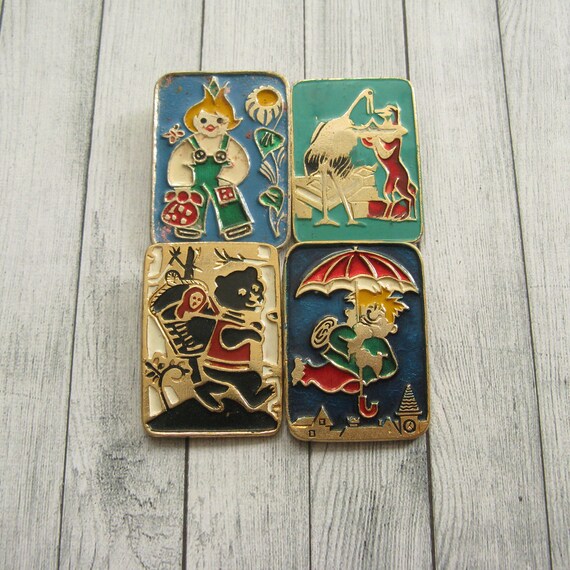 Vintage Cartoon Characters Pins, Cartoon Badges, Russ… - Gem