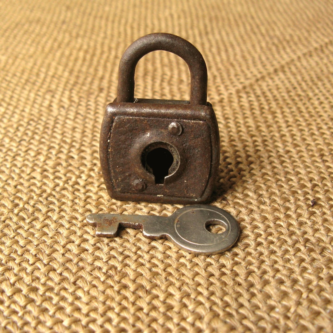 Small Antique Padlock Wedding Lock Love Lock and Key Retro - Etsy