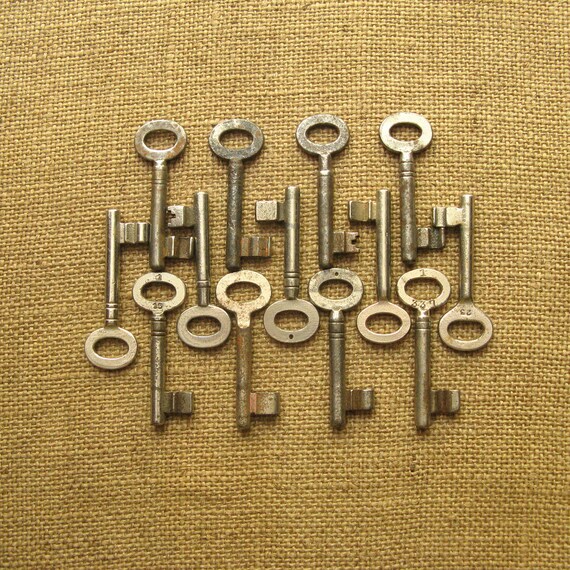 Set of 13 Old Skeleton Keys Antique Keys Primitive Keys | Etsy