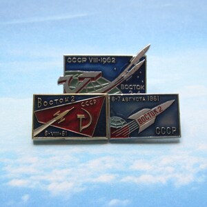 Vintage Space Pins, Moon Exploration, Satellites and Rockets, Space ...