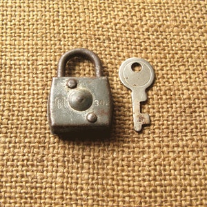 Small Antique Padlock Wedding Lock Love Lock and Key Retro - Etsy