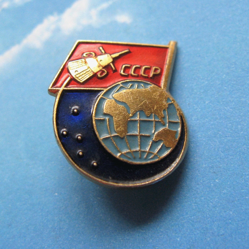 Third Space Satellite, Cosmonaut Pins, Space Badge, Soviet Cosmos Pins ...