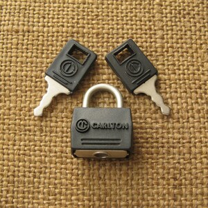 2 Small Antique Padlocks, Wedding Lock, Love Lock and Key, Retro Lock ...