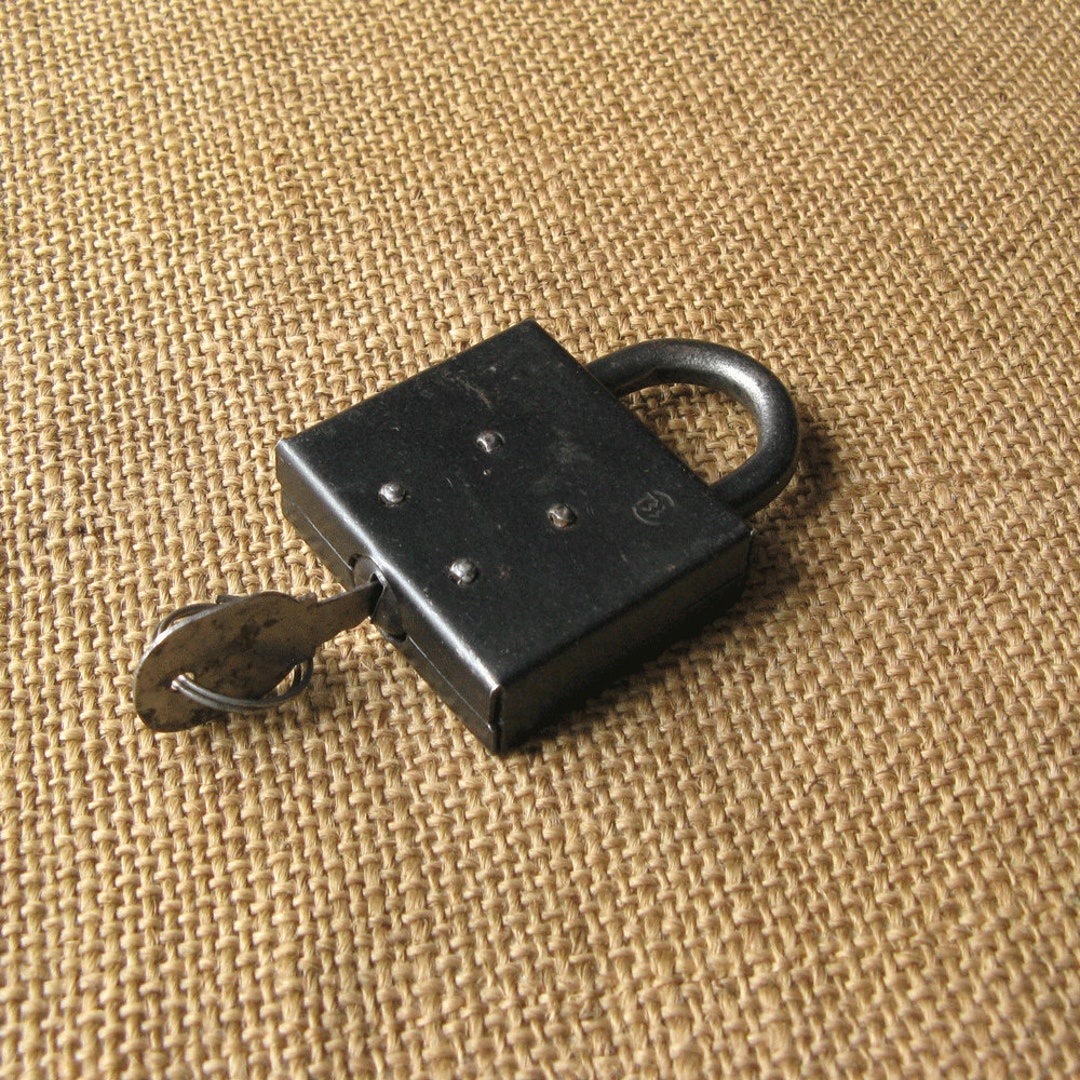 Small Antique Padlock With Key: Rustic Farmhouse Decor (45x70mm) - Etsy