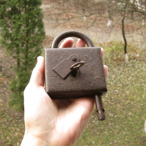 Vintage Lock, Padlock With Key, Working Padlock, Cottage Chic, Rust and ...