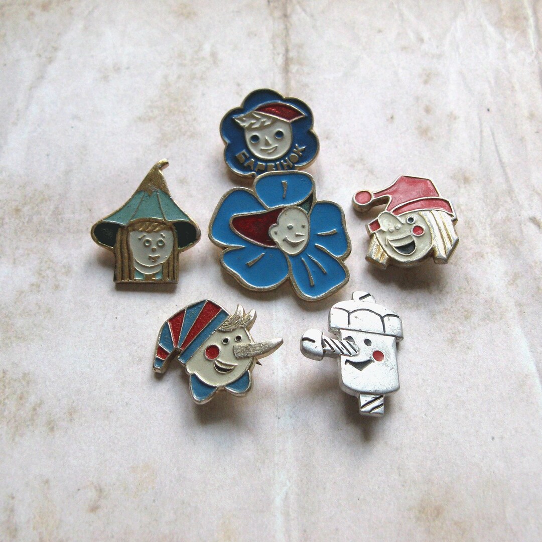 Vintage Cartoon Characters Pins, Cartoon Badges, Pins for Collectors ...