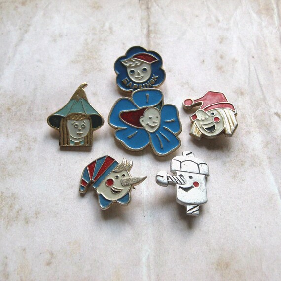 Vintage Cartoon Characters Pins Cartoon Badges Pins for | Etsy