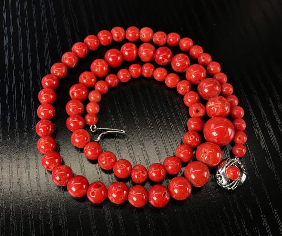 11mm extra large Japanese blood red coral vintage nec… - Gem