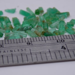 Natural Raw Green Hexagon Crystal Emerald Gemstones,collectibles Gem ...