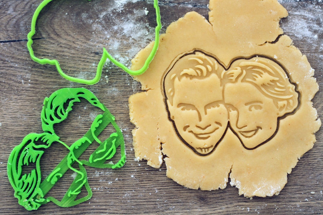 Custom Couple Portrait Fondant Cutter Set: Personalized Wedding Cookie ...
