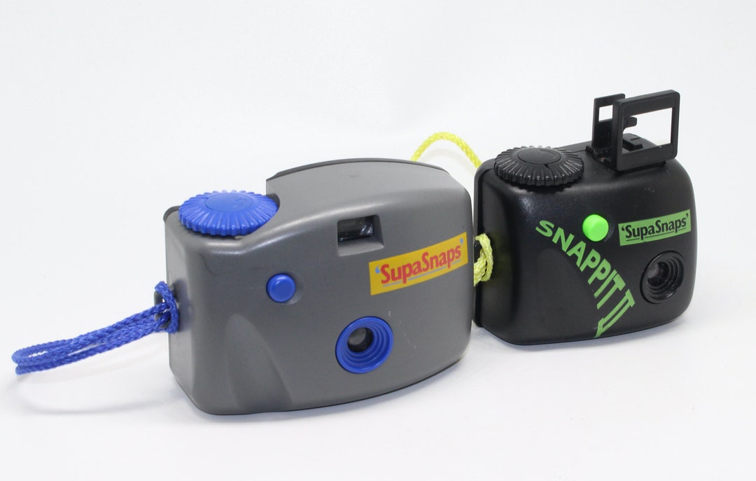 Supasnaps Snappit II Black and Big Grey - Classic 126 Film Cameras ...
