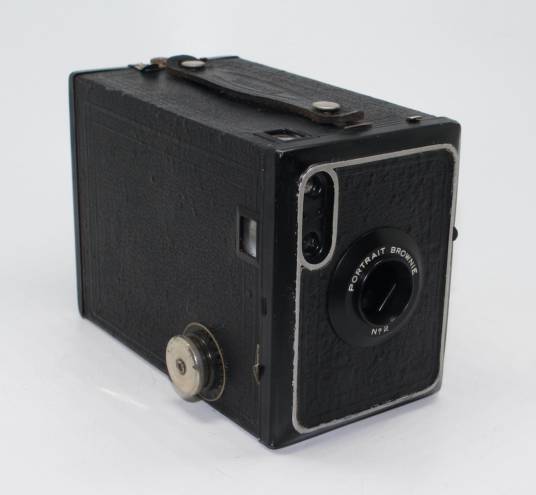 Kodak No. 2 Portrait Brownie Box Camera Model F - Uses 120 Film - Made ...