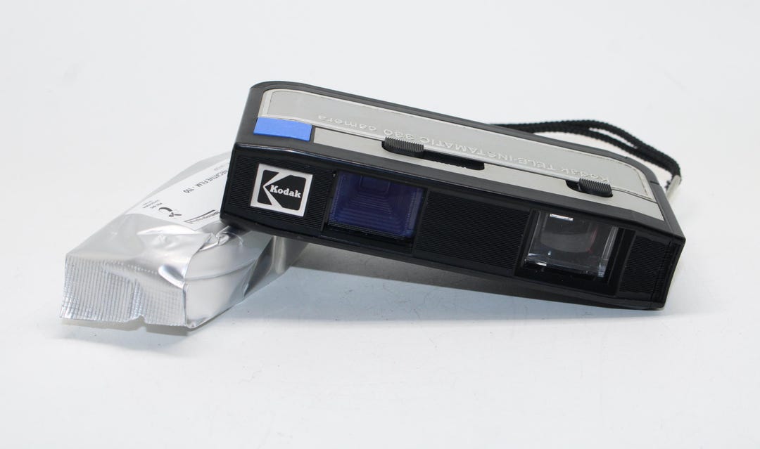 1975 Kodak Tele-instamatic 330 - 110 Film Pocket Camera With New Film ...