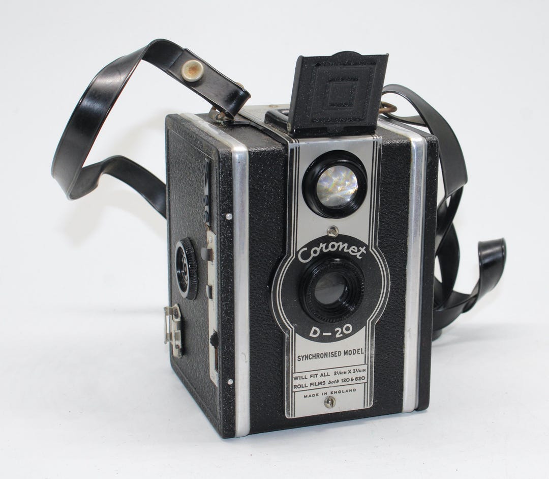 1937 Coronet D-20 Synchronised Pseudo TLR Box Camera for 120 Film With ...