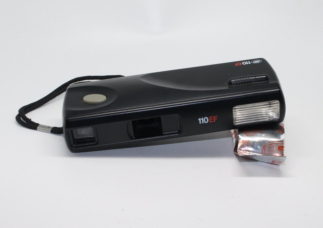 Vintage Boots 110 EF electronic Flash Sub Mini 110 Film Camera With New ...