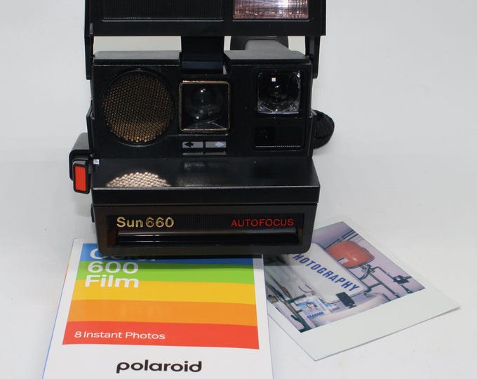 Polaroid Sun 660 Auto Focus Instant Camera With Brand-new Polaroid 600 ...