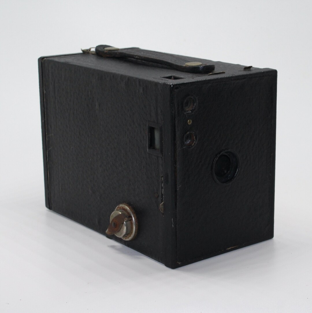Kodak No. 2 Brownie Box Camera Model F With Case Uses 120 Film Made by ...