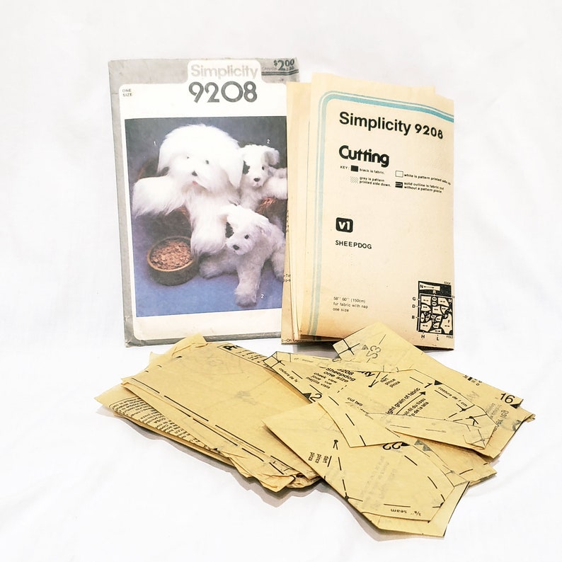 Puppy Dog & Sheepdog Plush Sewing Pattern 9208 Simplicity 1979 23 ...