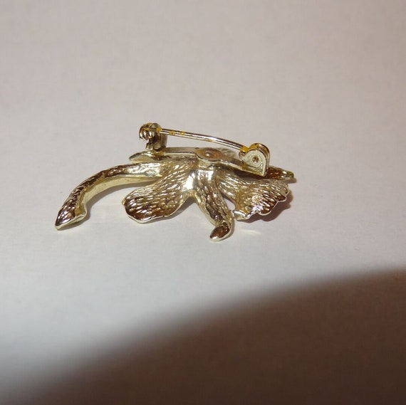 Vintage Orchid Flower Metal Brooch Lavender Gold Tone… - Gem