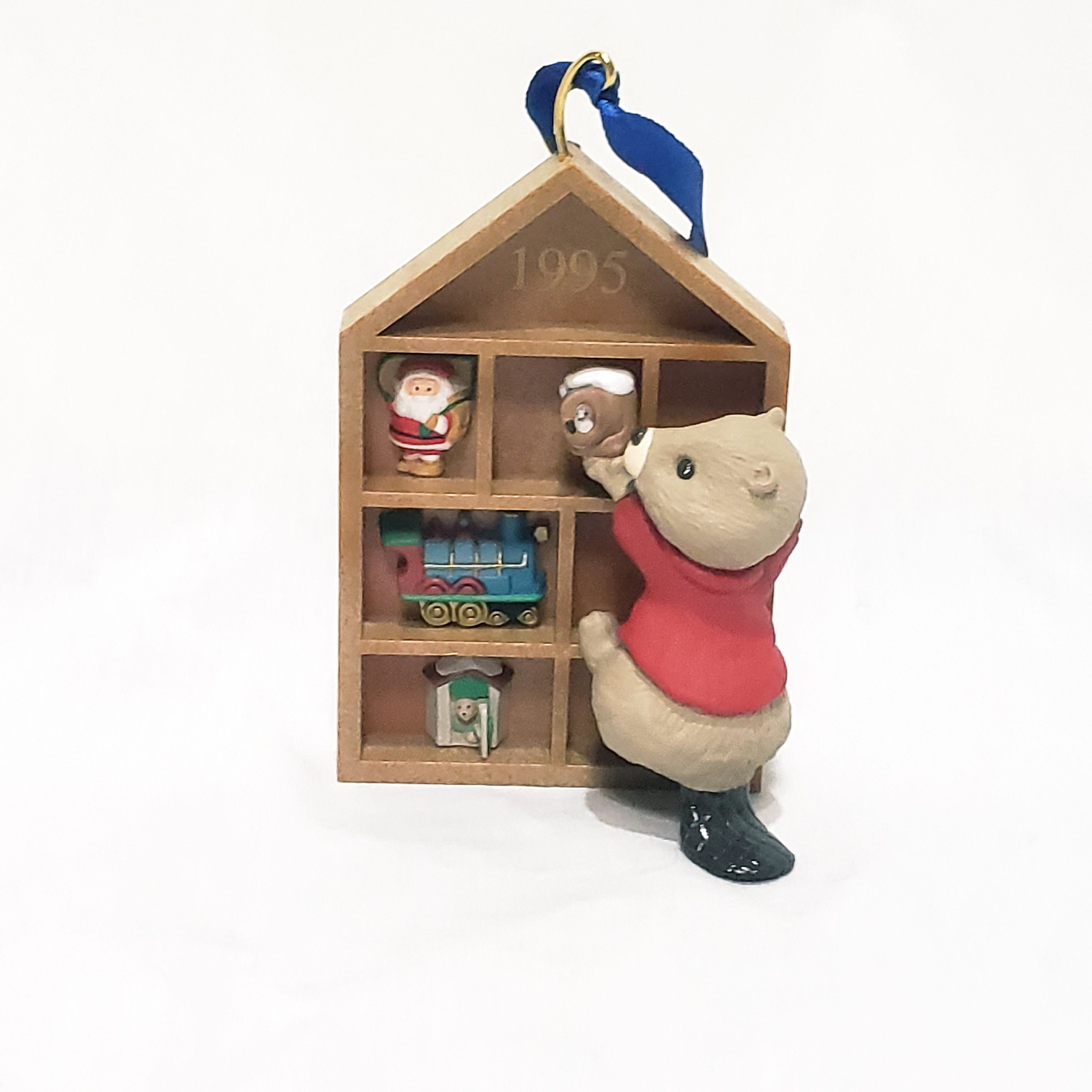 Collecting Memories Beaver Shelf Christmas Ornament Resin 3 1995 ...