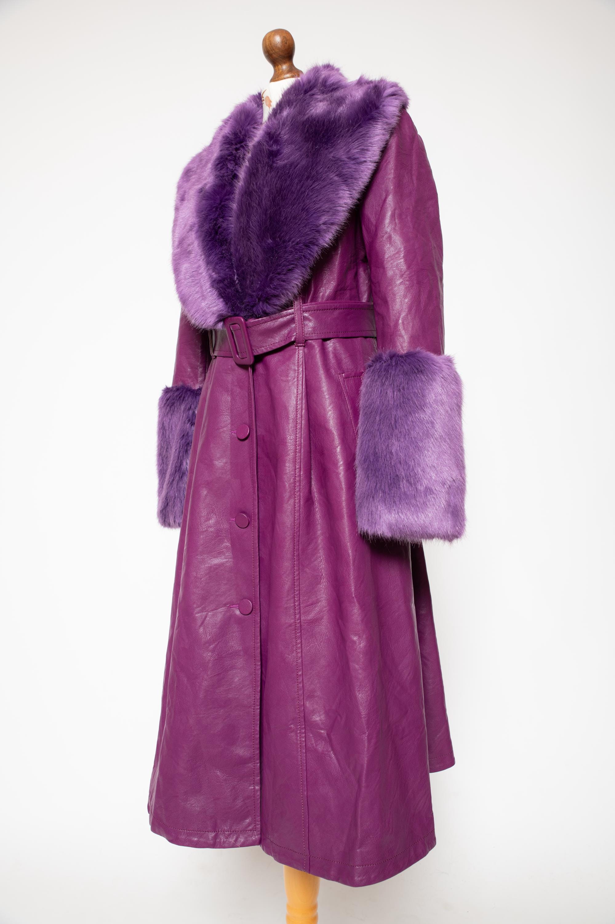 Vintage Faux Fur Princess Coat • Glamour Purple Mod Retro Fur Collar ...