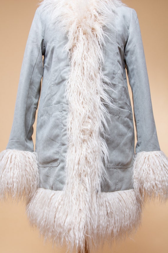 Extremely rare and beautiful baby blue faux mongolian… - Gem