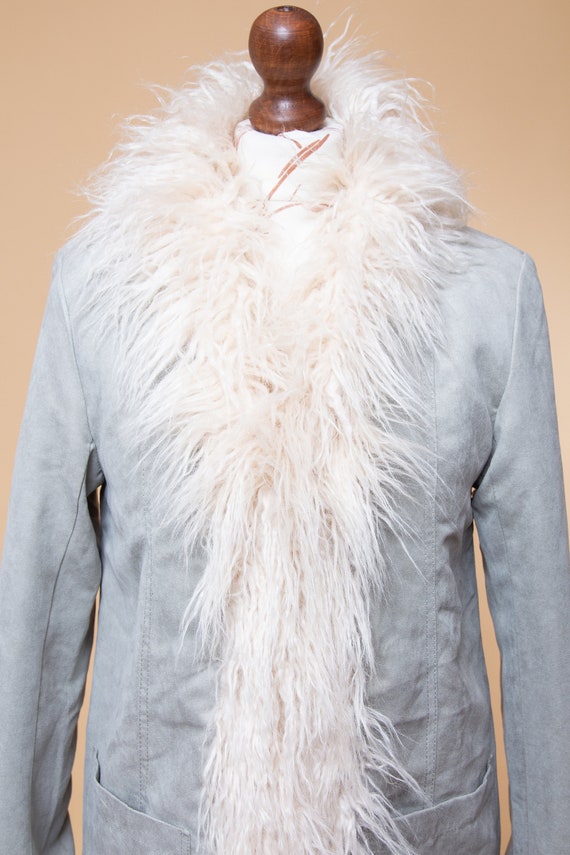 Extremely rare and beautiful baby blue faux mongolian… - Gem