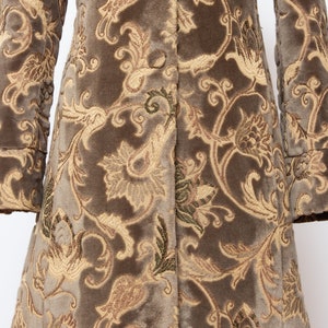 INCREDIBLE BEAUTIFUL & RARE Vintage Tapestry Velvet Coat. One of a Kind ...