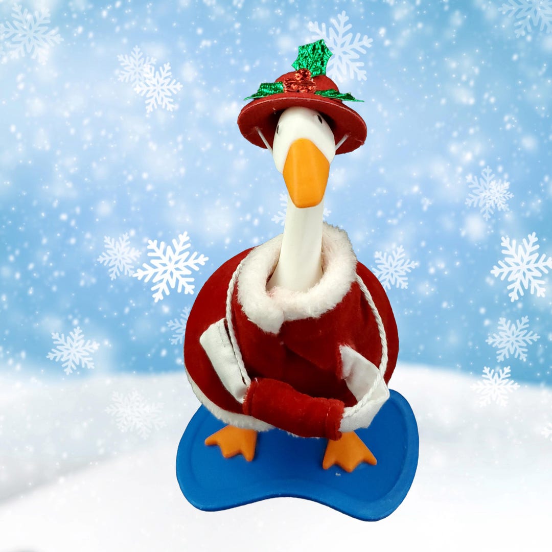 Handmade Mrs. Claus-inspired Christmas Goose Outfit for 7 Inch Desk ...