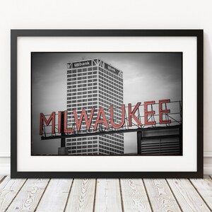 Milwaukee Neon Sign Photo, Milwaukee Photography, Milwaukee Public ...