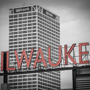 Milwaukee Neon Sign Photo, Milwaukee Photography, Milwaukee Public ...