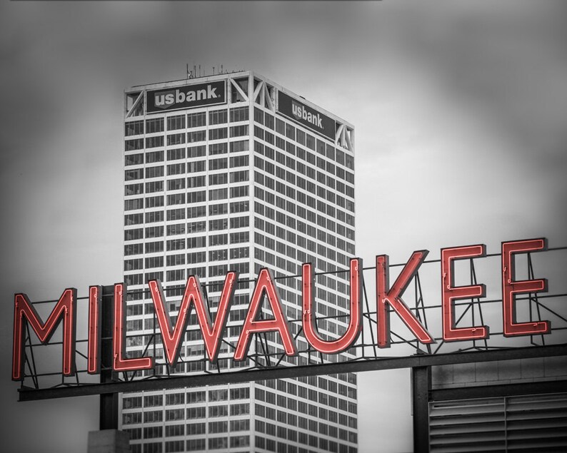 Milwaukee Neon Sign Photo Milwaukee Photography Milwaukee - Etsy