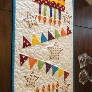 Happy Birthday Table Runner - Etsy
