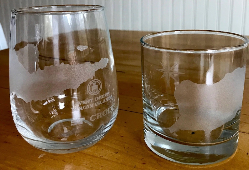 St. Croix Map Engraved Glasses - Silhouette Design - USVI - Etsy
