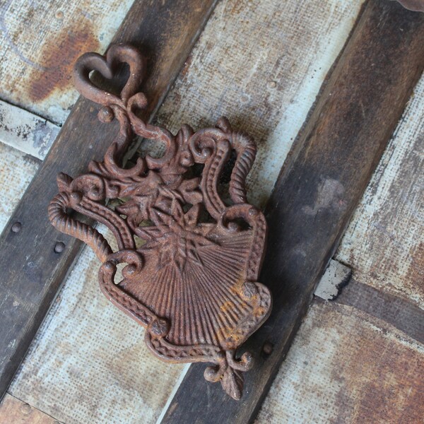 Cast Iron Trivet - Etsy