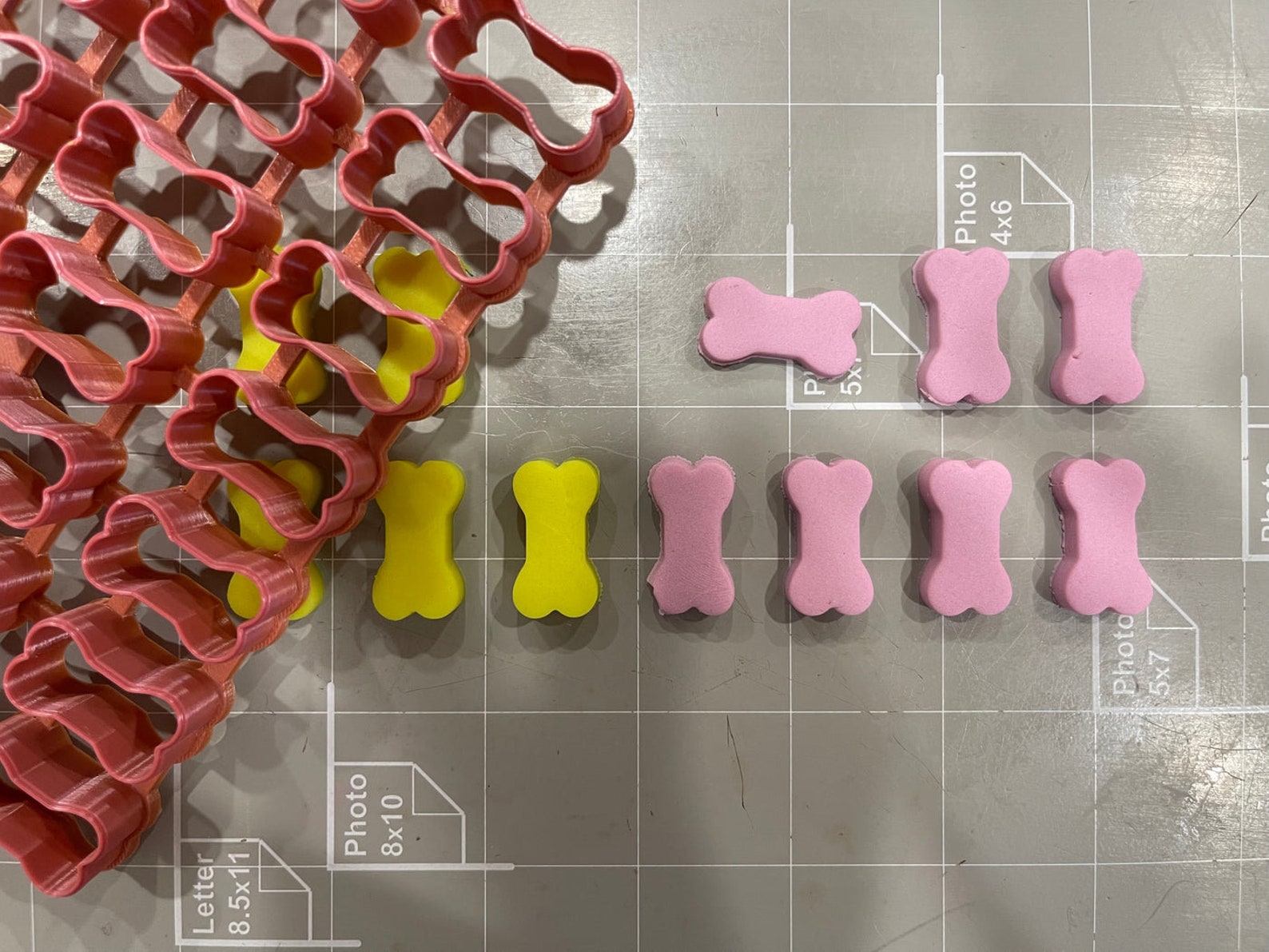 Dog Bone Multicutter 1x 28 Bones Fast Shipping - Etsy