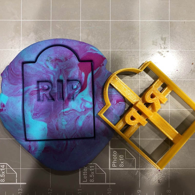 Die of Death Cookware - Etsy