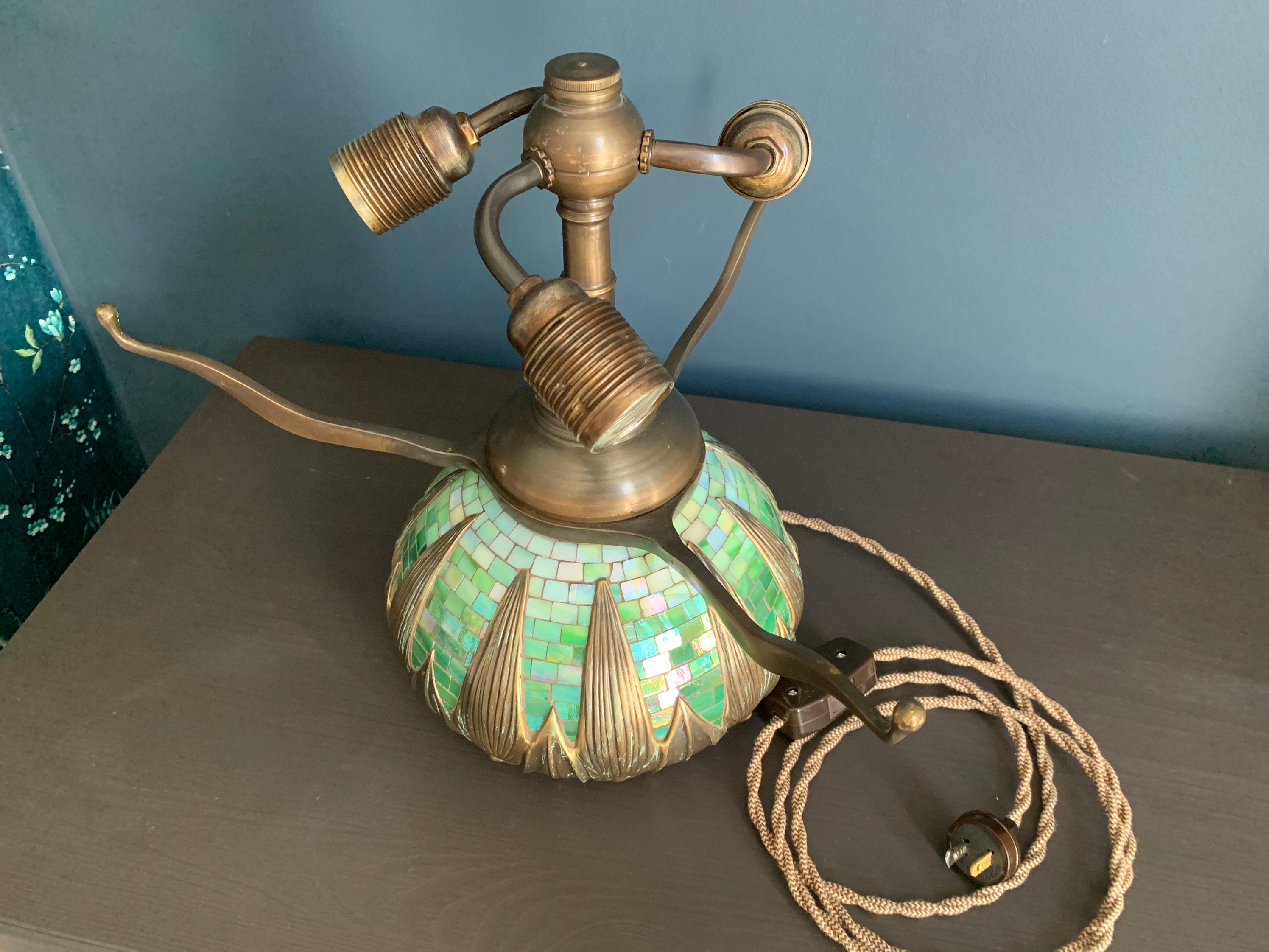 16 Mosaic Base Arrowroot Urn, lamp base, Bronze, Tiffany lamp, Odyssey ...