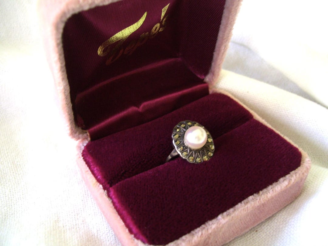 Pink Velvet Ring Box One or Two Rings Vintage - Etsy