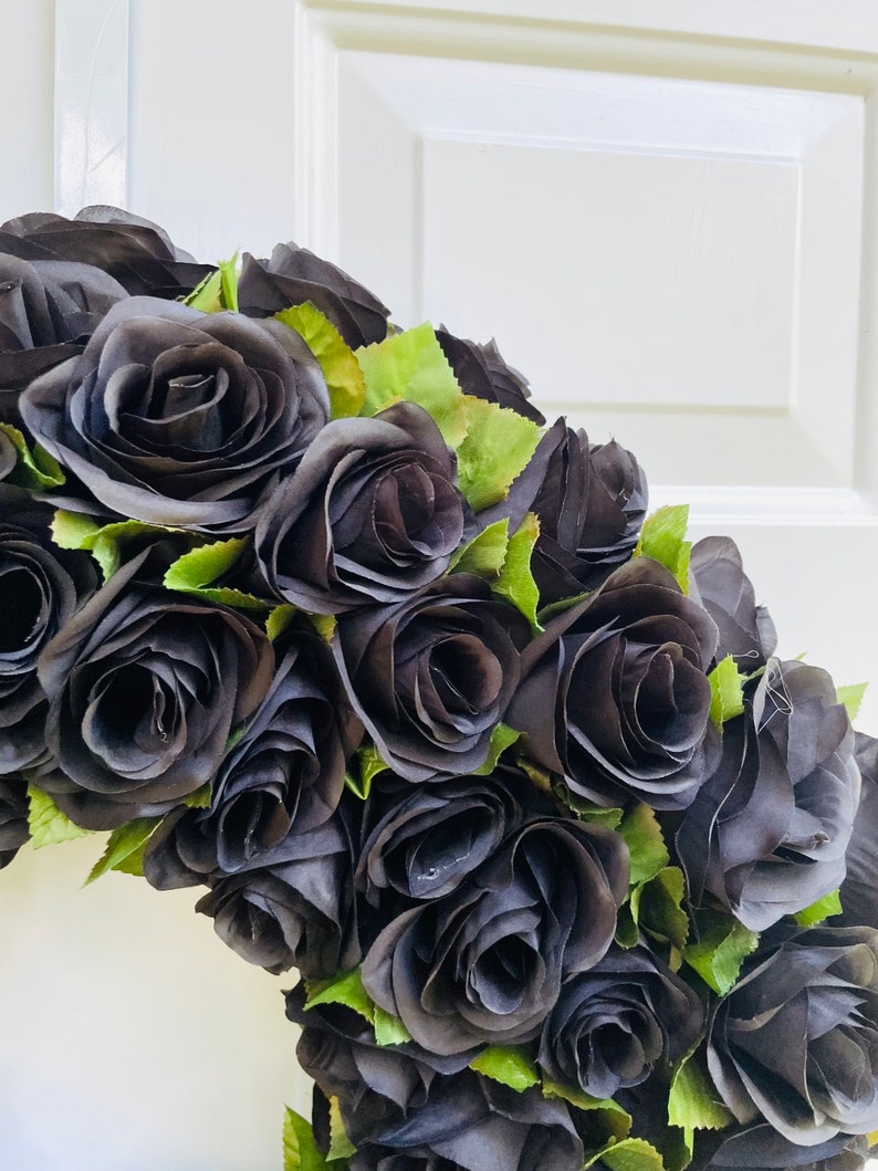 Black Rose Wreath Gothic Floral Wreath Halloween Wreath - Etsy