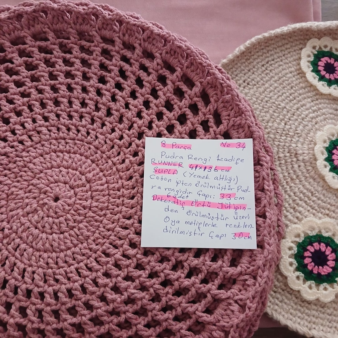 6 Handmade Pink Lace Rochet Supla and 1 Cream Top Plate With Lace ...