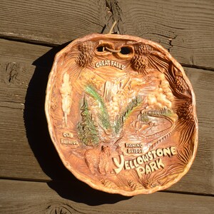 Vintage YELLOWSTONE SOUVENIER Wall Plaque | Yellowstone Memorabilia ...