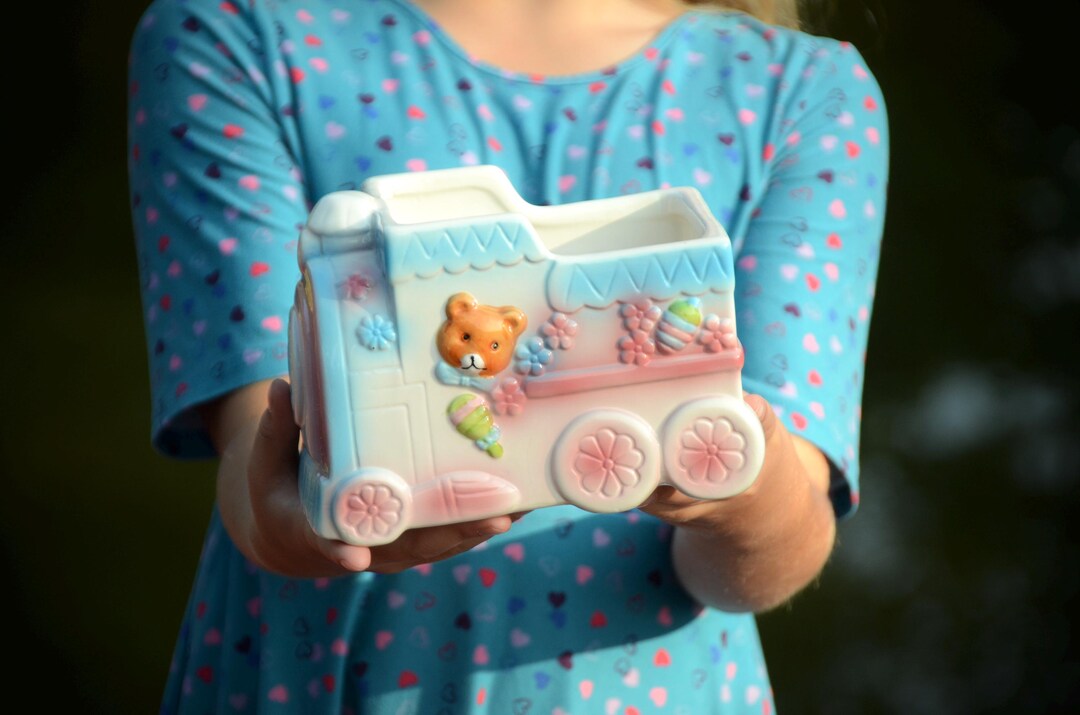 Vintage TRAIN PLANTER | Newborn Planter Vase Train Engine With Bears ...