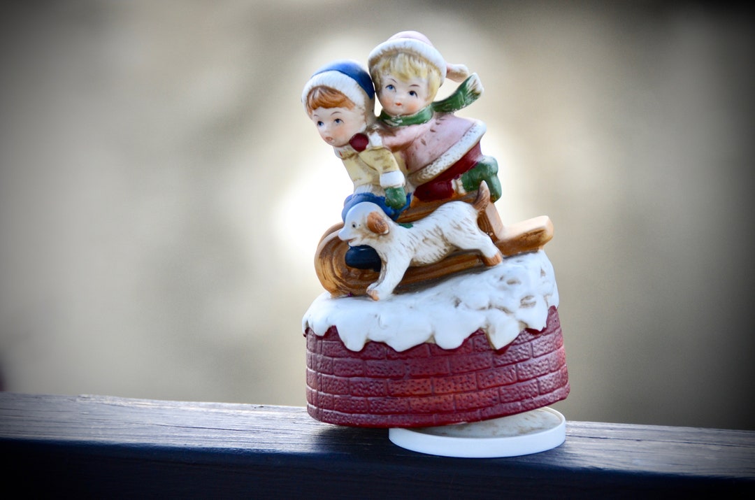 Vintage Kids on Sled Revolving Music Box | We Wish You a Merry ...