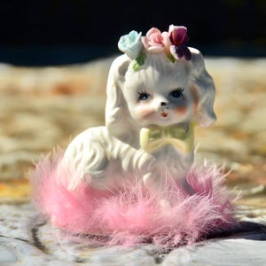 ANAMORPHIC DOG Figurine | Napcoware White Dog Knick Knack With Flower ...