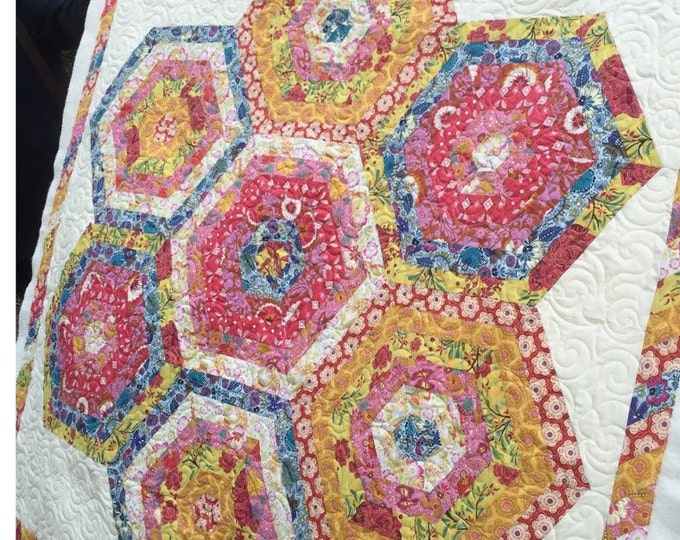 Sunset Quilt Pattern is Vibrant and Full of Movement and Color ...