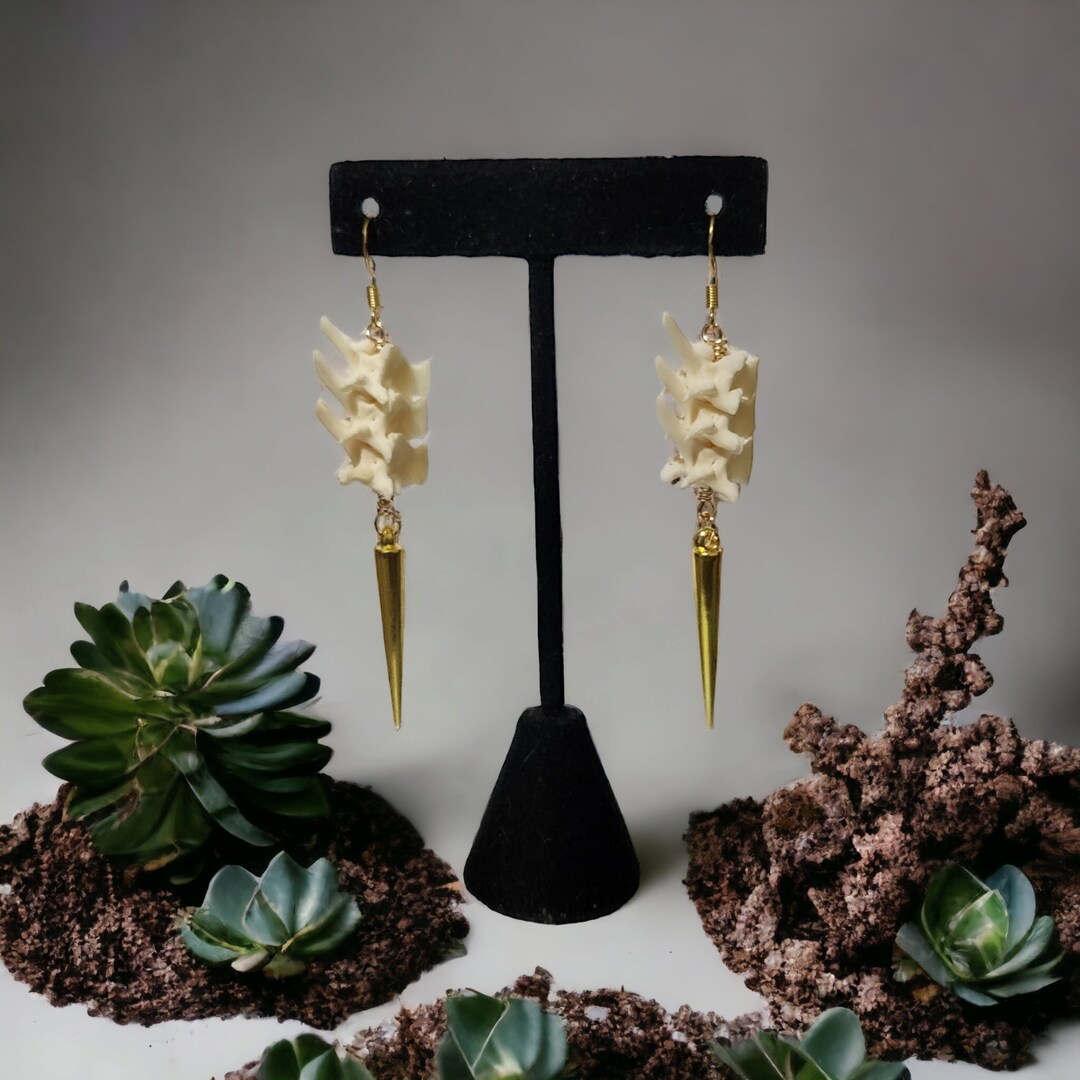 Gold Plated Vertebrae Trio Spike Earrings - Etsy